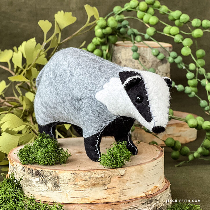 Felt Badger - Lia Griffith