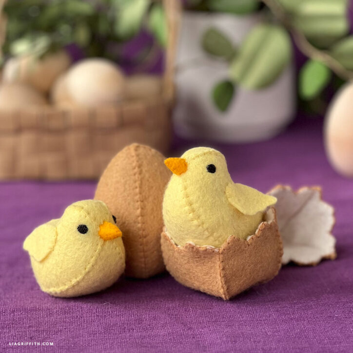 Felt Baby Chicks with Eggs - Lia Griffith